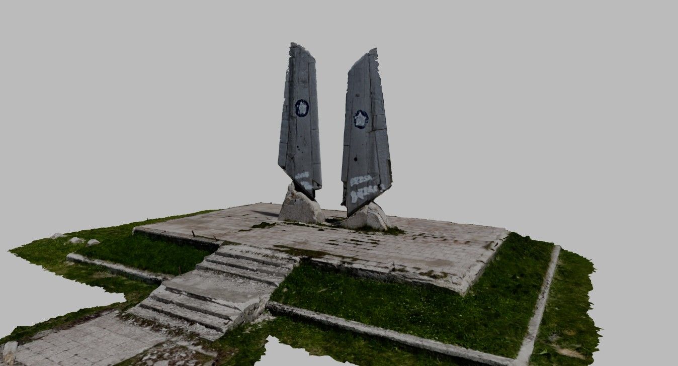 Monument to the Partisan Airfield | FUNES